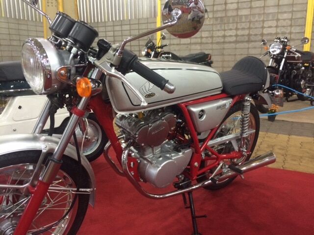 Honda CB50 Dream - Motos Clássicas 80